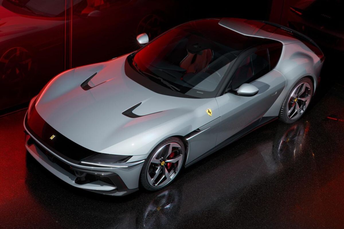 Ferrari 12Cilindri: twaalf cilinders, nul turbo's en 830 pk - AutoWeek