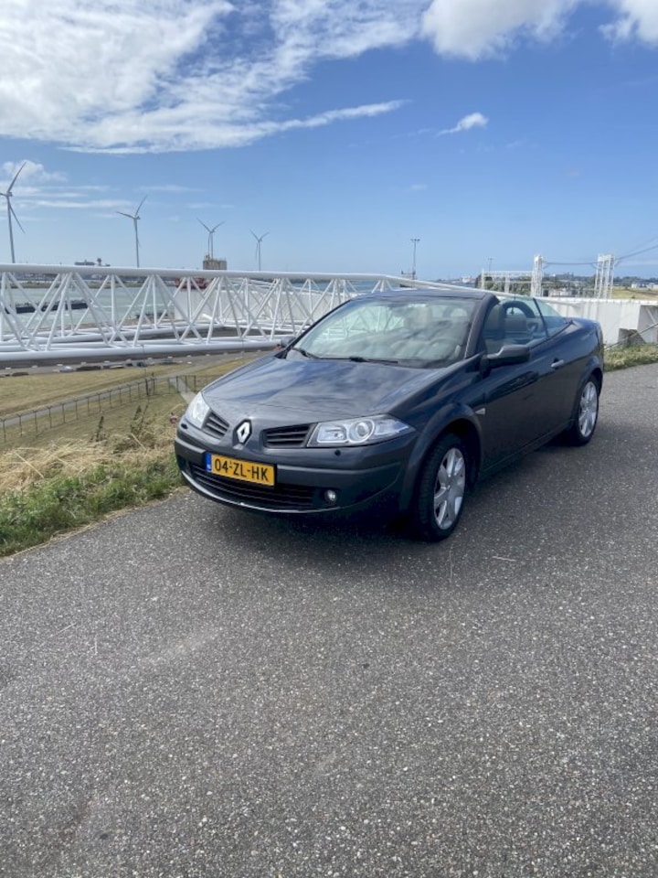 Gebruikersreview van Renault Mégane C-C 2.0 16V Dynamique Luxe (2008 ...