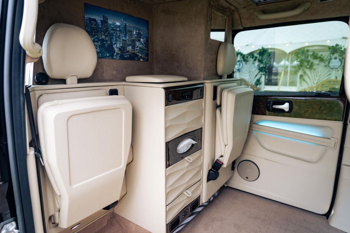 VIP LEVC Taxi is extreem luxe London Cab - AutoWeek