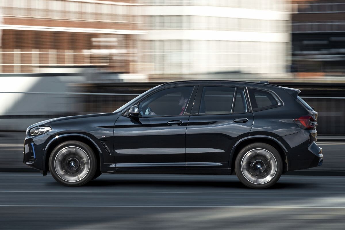 BMW iX3 High Executive (2024) review - AutoWeek