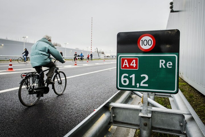 Kabinet sluit extra rijstrook A4 niet uit - AutoWeek