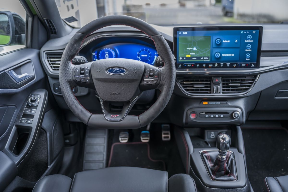 Test Ford Focus ST Track Pack - AutoWeek