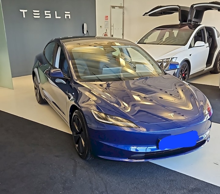 Tesla Model 3 Long Range AWD (2023) #8 review - AutoWeek