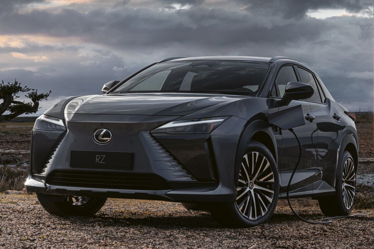 Lexus RZ 450e Executive Line prijs en specificaties