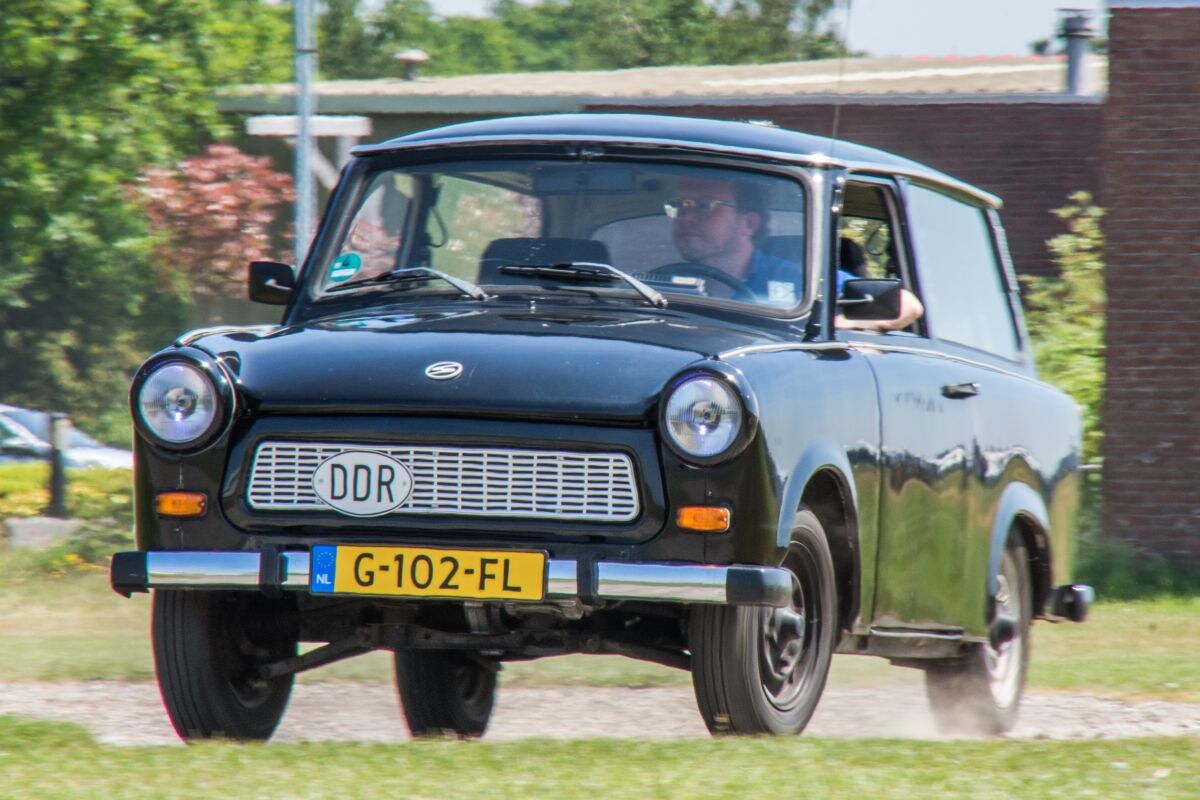 Sanders Trabant pruttelt niet: 't is een elektrische Solar