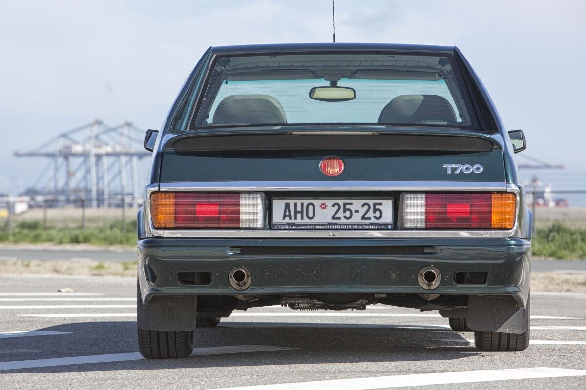 Op pad met de Tatra T700, laatste stuiptrekking van de