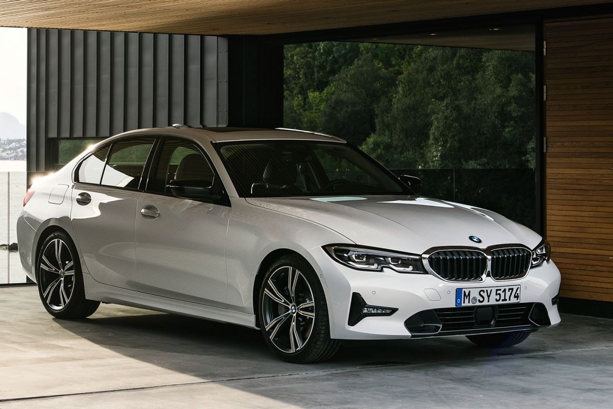 BMW 320e prijs en specificaties - AutoWeek