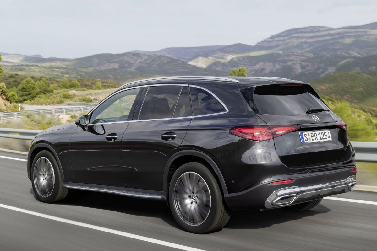 Mercedes-Benz GLC 300 e 4MATIC AMG Line prijs en specificaties