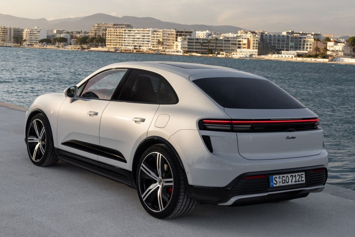 Porsche Macan 4 Electric prijs en specificaties - AutoWeek