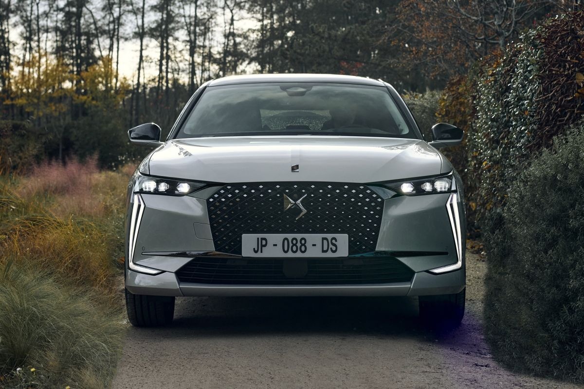 DS 4 Hybrid: mild-hybride nieuwkomer is eerste moderne Pallas