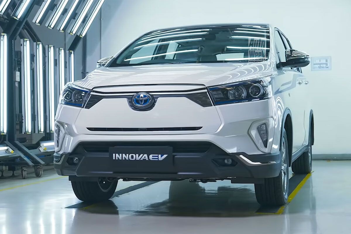 Toyota blikt vooruit op nieuwe elektrische 'MPV' - AutoWeek