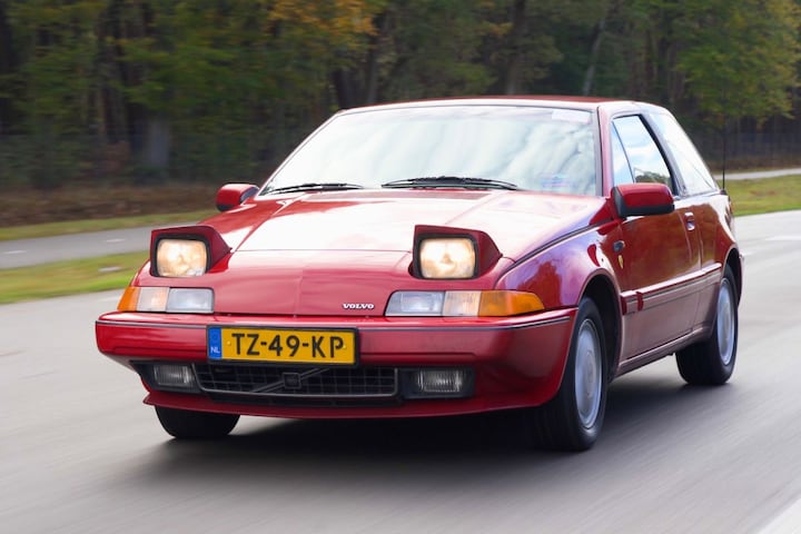 Volvo 480 Turbo (1989) - Klokje Rond Klassiek - AutoWeek