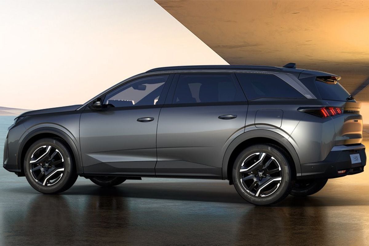 De Peugeot e-5008 is bijna de goedkoopste elektrische zevenzitter