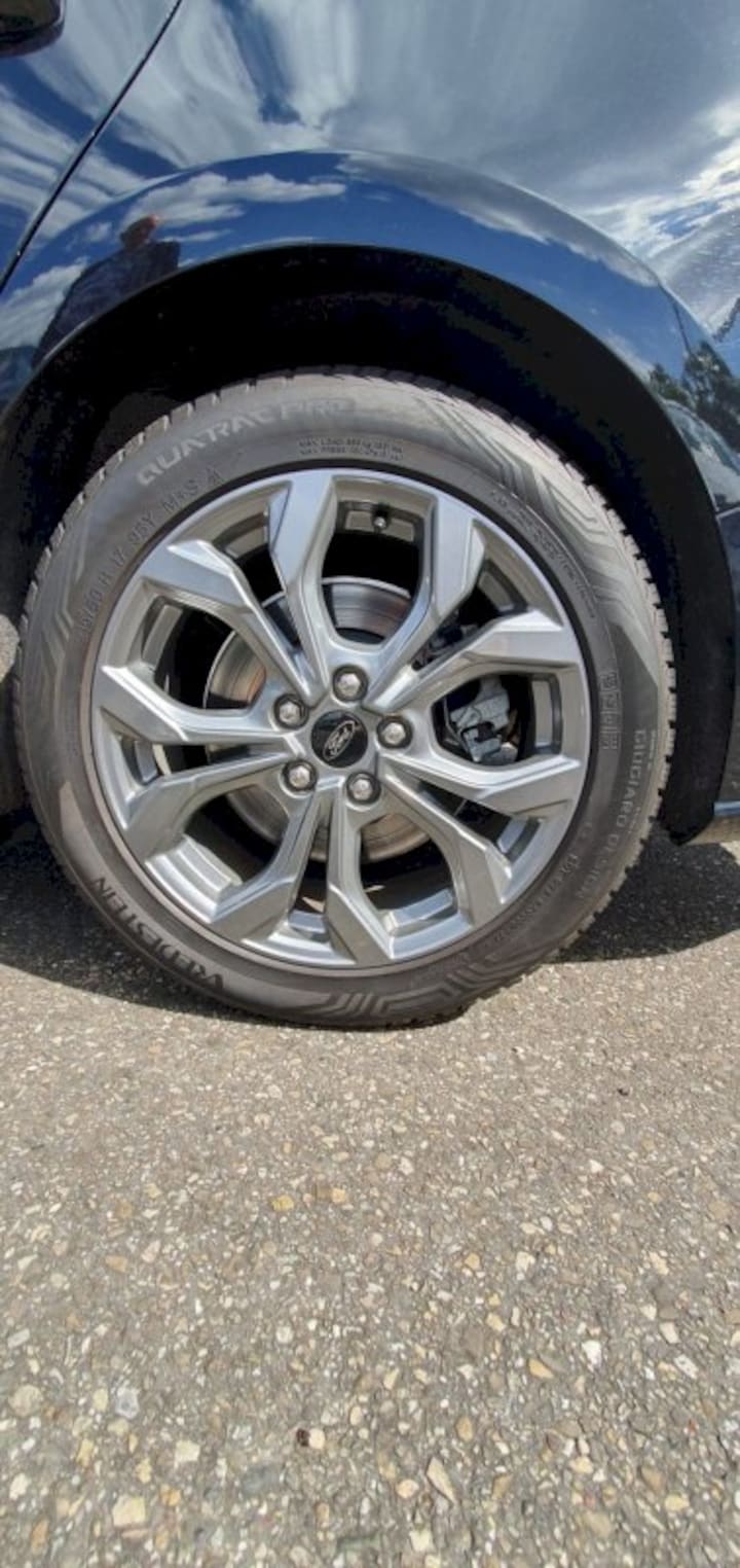 Gebruikersreview van Ford Focus Wagon 1.0 EcoBoost 125pk Hybrid ST Line ...