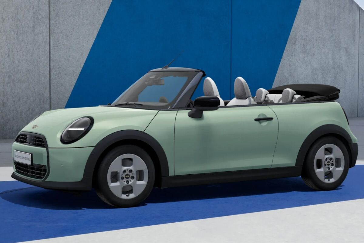 De nieuwe Mini Cabrio is de goedkoopste vierzits cabrio op de markt