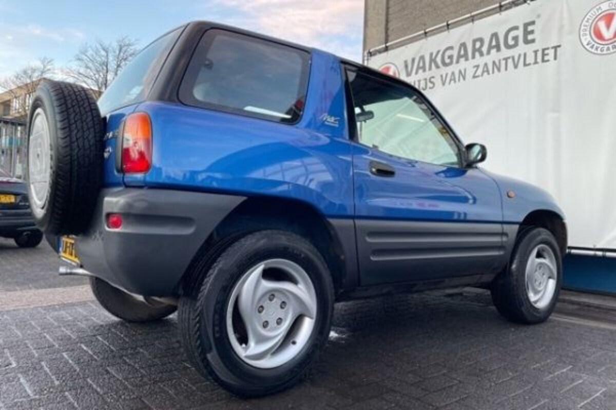 Toyota Funcruiser (1995) - Liefhebber Gezocht - AutoWeek