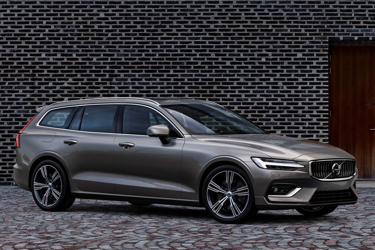Volvo V60 T6 Plug-in Hybrid AWD Essential prijs en specificaties