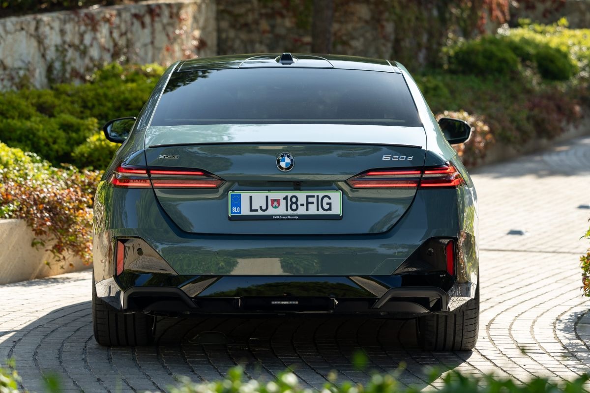 BMW 550e xDrive prijs en specificaties - AutoWeek