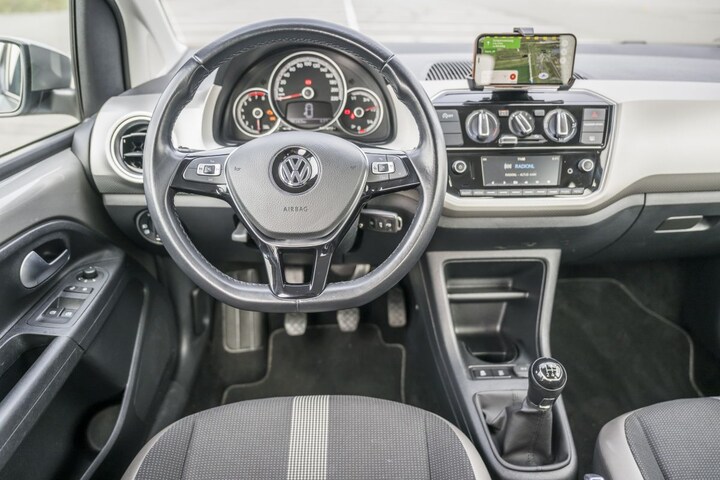 occasiondubbeltest Volkswagen Up vs Citroën C1 - AutoWeek