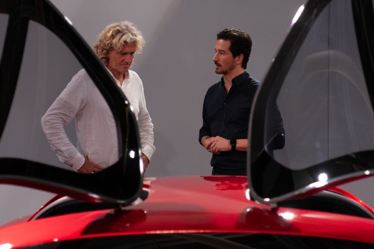 Alfa Romeo-designer Bob Romkes legt koers uit - AutoWeek