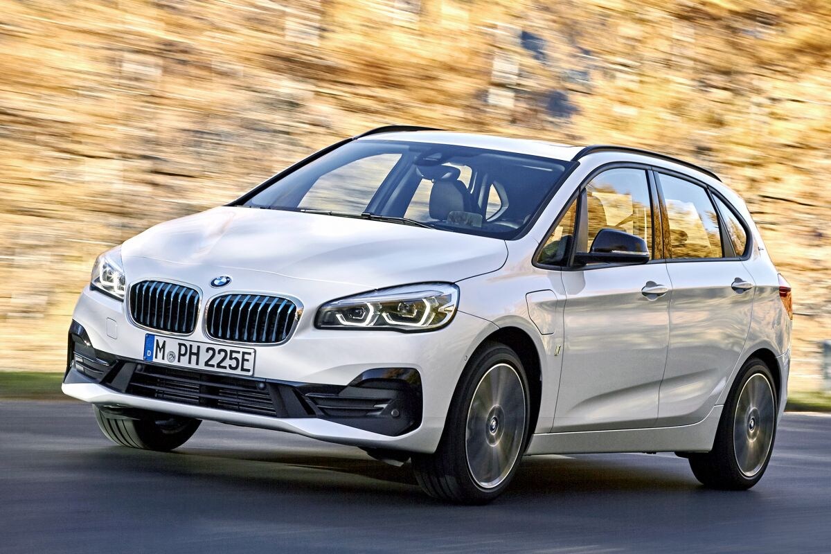 BMW 225xe iPerformance Active Tourer (2019) review - AutoWeek