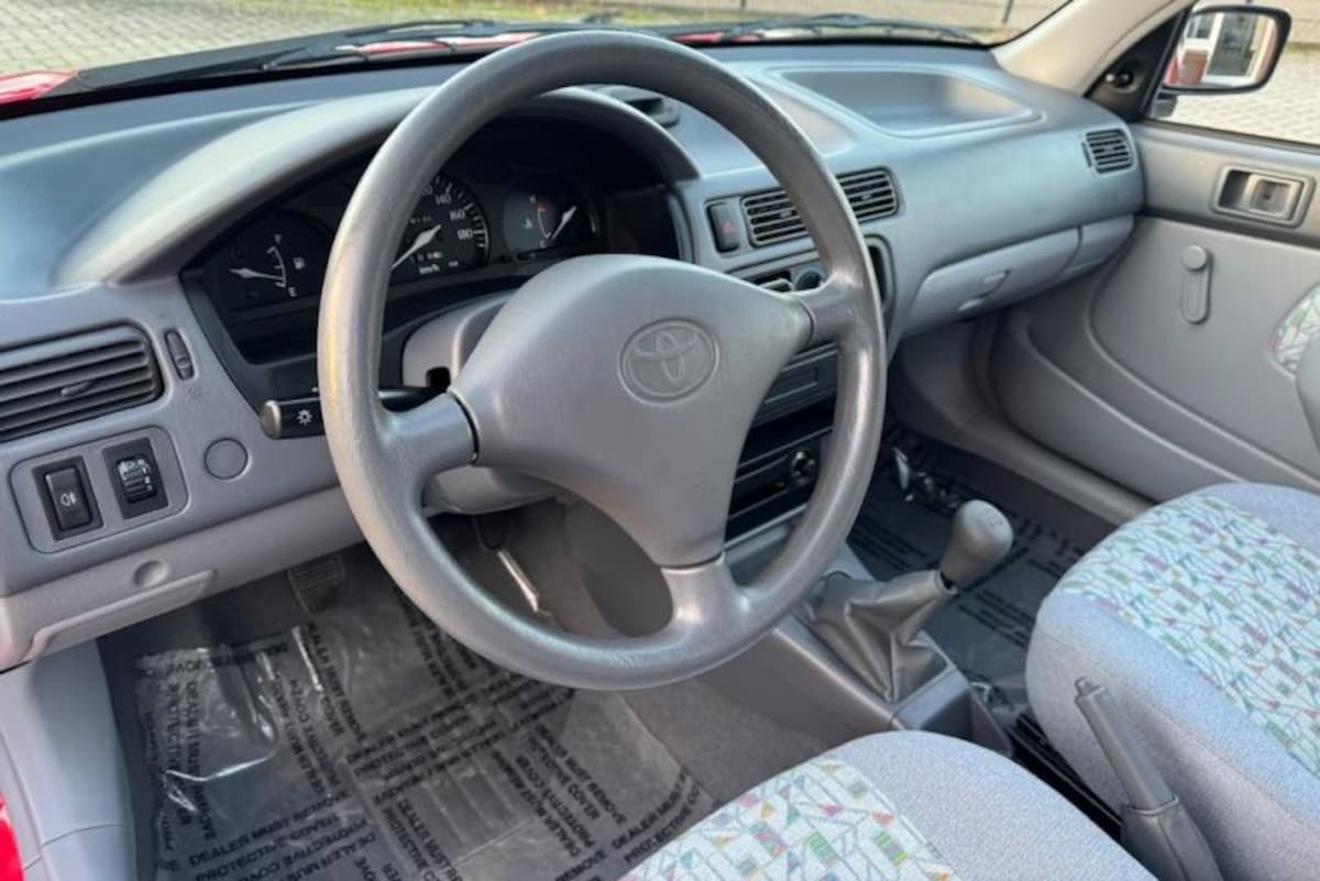 Toyota Starlet (1998) - Liefhebber Gezocht - AutoWeek