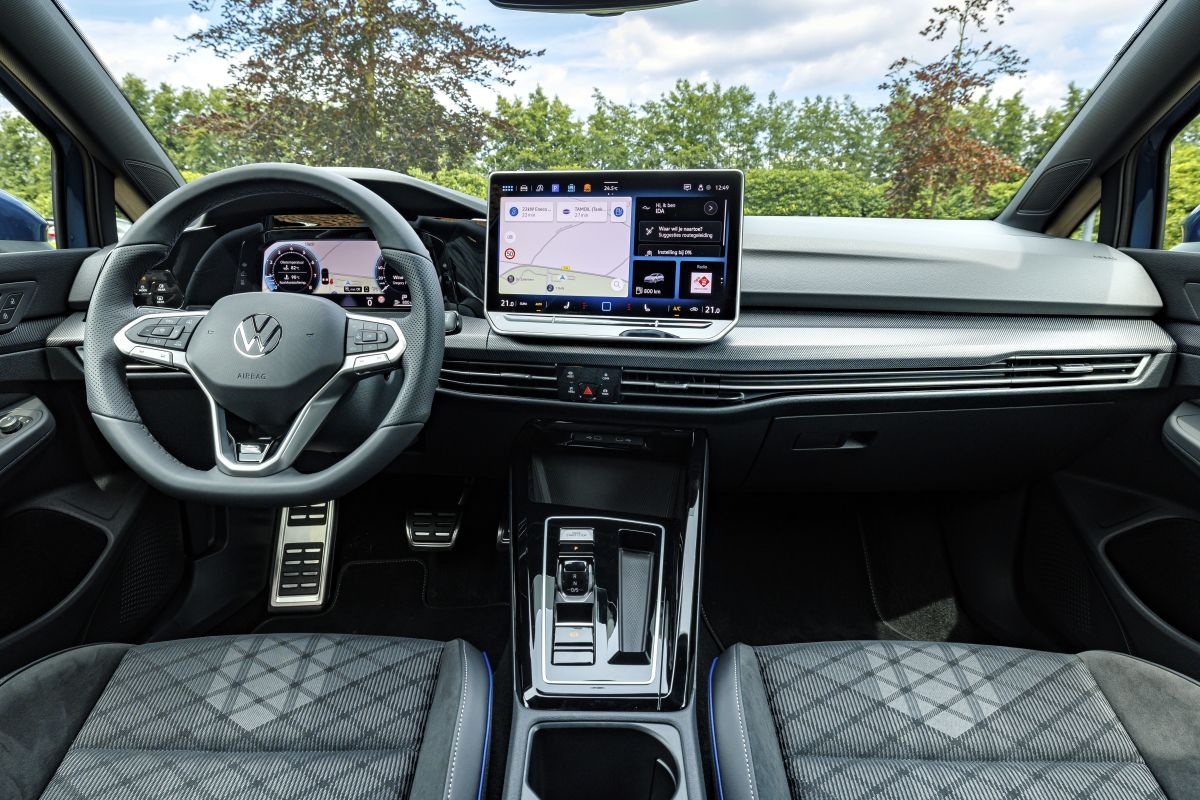 Volkswagen Golf 1.5 eHybrid Life Edition prijs en specificaties