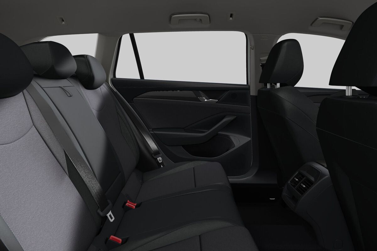 The Volkswagen Passat Variant looks old-fashioned bare in basic trim ...