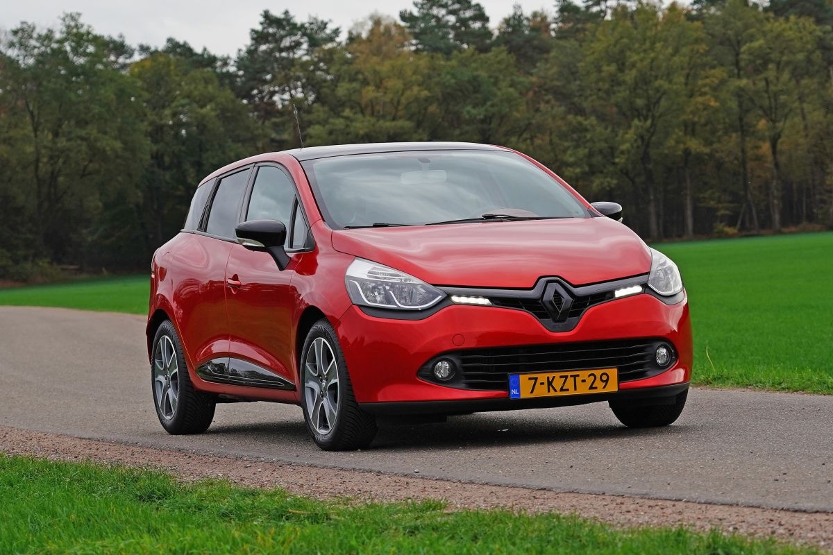 Let hier op als je een tweedehands Renault Clio wilt kopen Autotest
