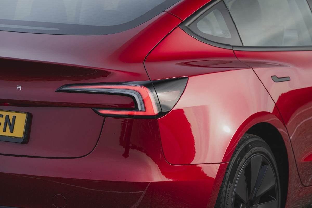 Tesla Model 3 Rwd Prijs En Specificaties Autoweek
