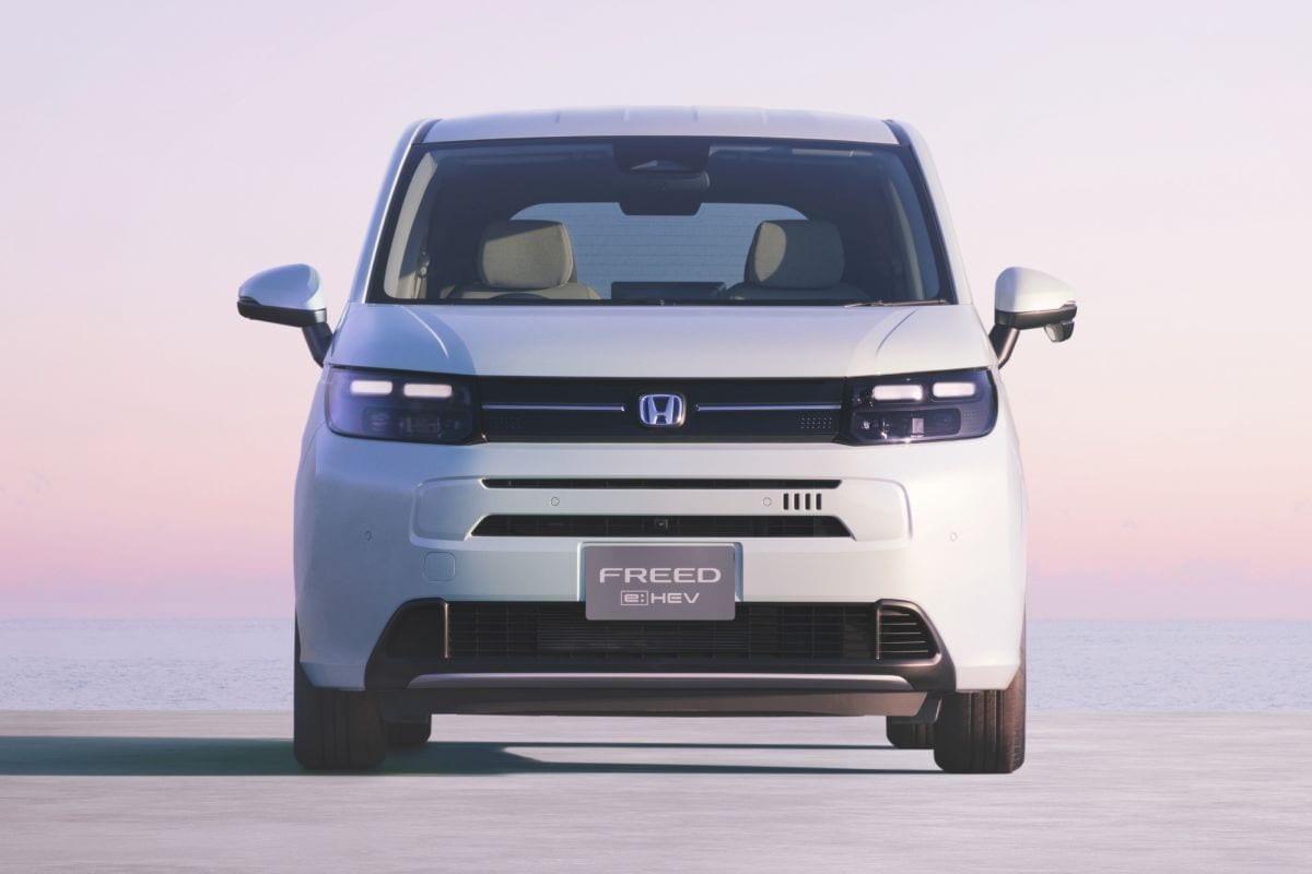 Honda Freed: smart hybrid space wonder - Techzle
