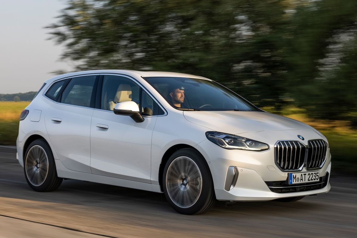 BMW 225e xDrive Active Tourer prijs en specificaties