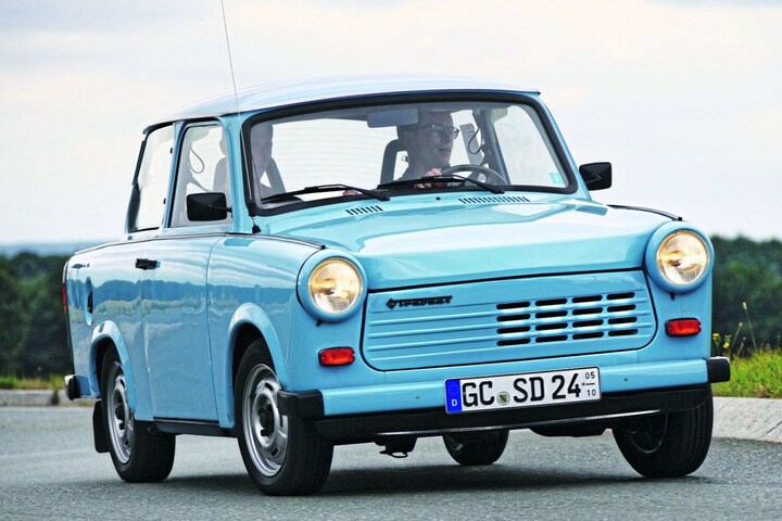 De man die de nieuwe Trabant tekende - AutoWeek