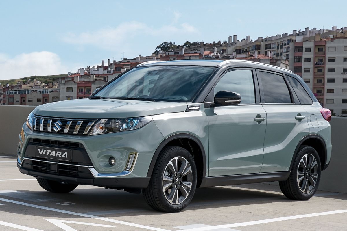 Suzuki Vitara 1.4 Boosterjet Smart Hybrid Select (2024) review