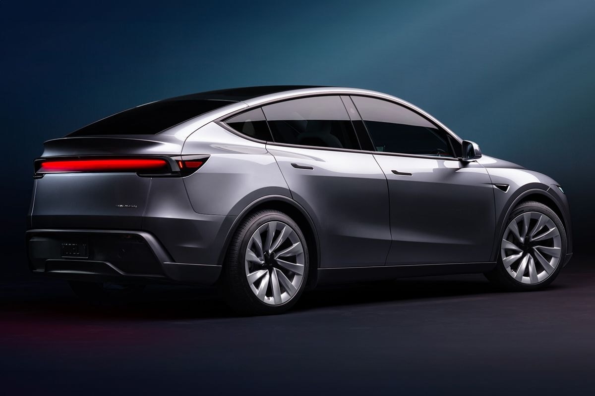 Tesla Model Y Long Range AWD Launch Edition (2025) review