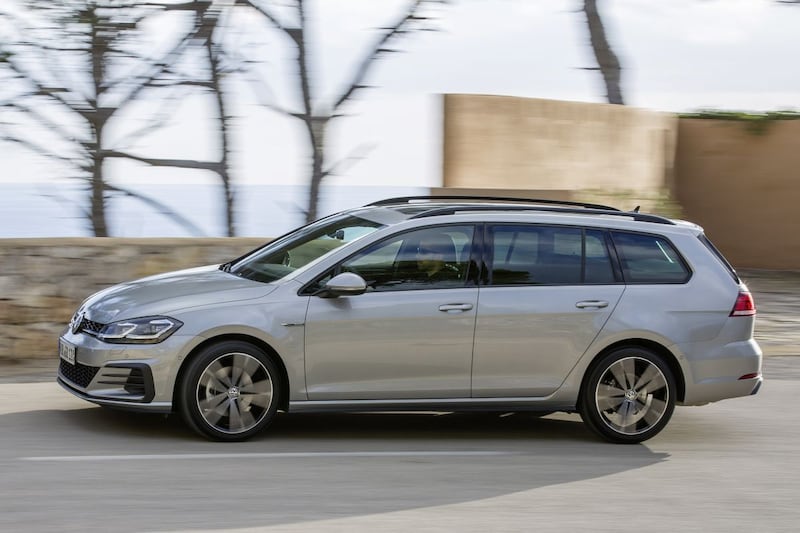 Volkswagen Golf Variant 1.5 TSI 150pk Highline (2019) review