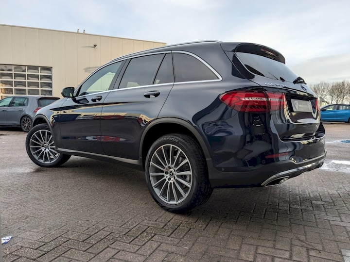 Mercedes-Benz GLC 350 e 4MATIC Business Solution AMG (2018) review
