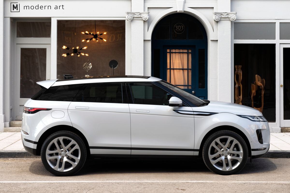 Land Rover Range Rover Evoque P300e AWD R-Dynamic S (2023) review