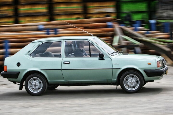Volvo 343 2,0 liter en later 360 Autotest - AutoWeek