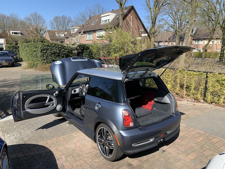 Mini Cooper S John Cooper Works GP Kit (2006) review