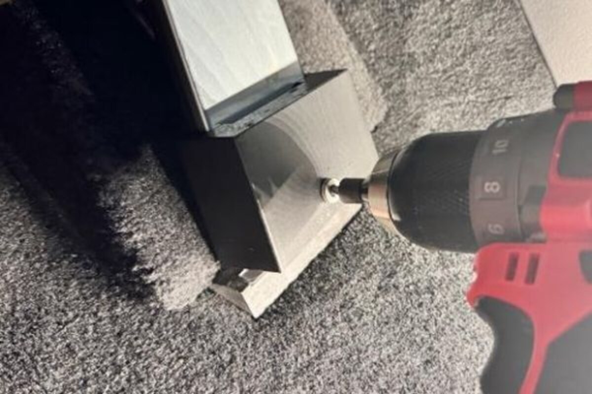 Tesla fixes Cybertruck accelerator with rivet after problems - Techzle