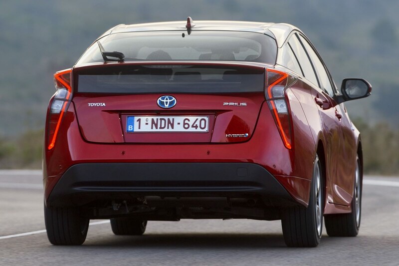 Toyota Prius 1.8 Hybrid First Edition prijs en specificaties