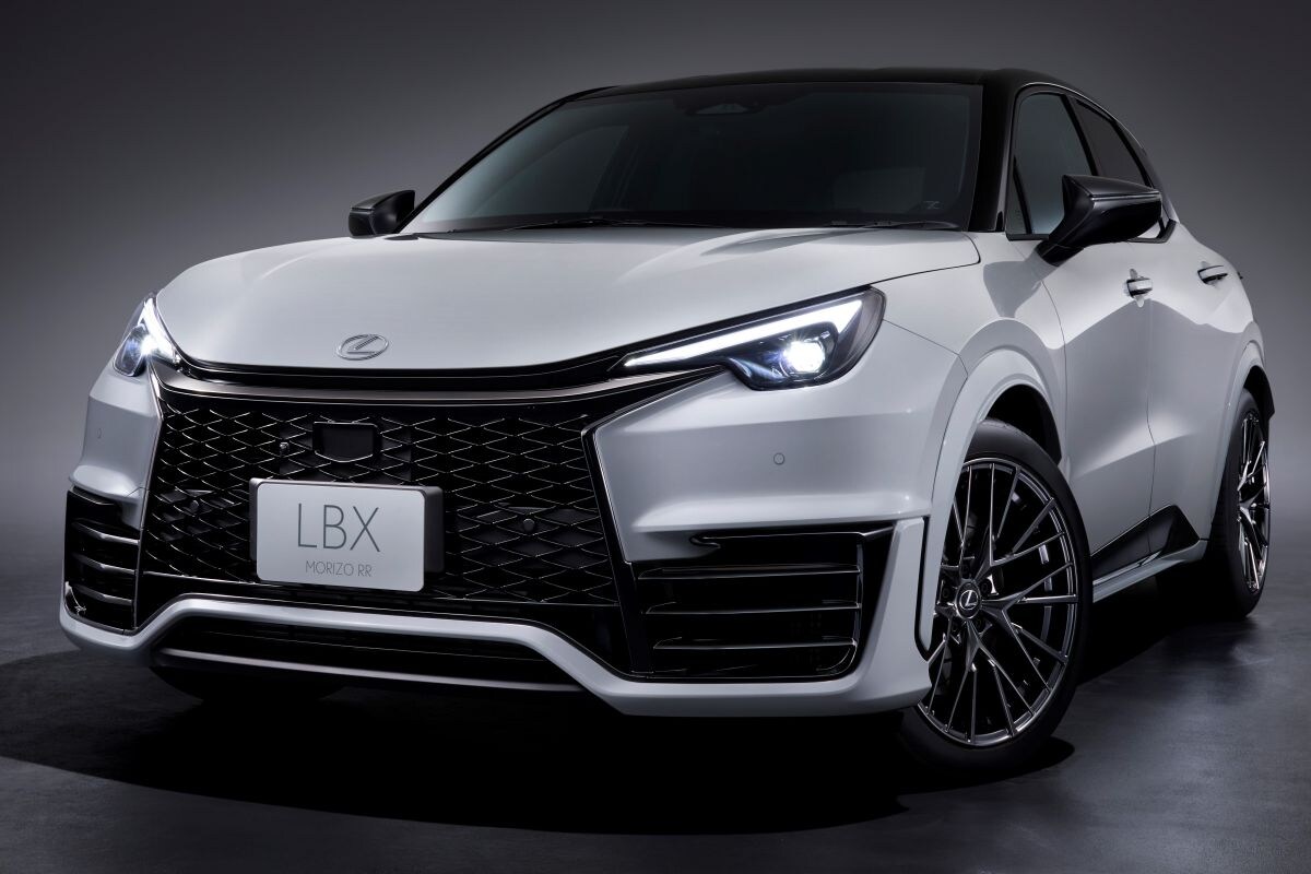 Helaas: 304 pk sterke Lexus LBX Morizo RR rijdt Nederland voorbij
