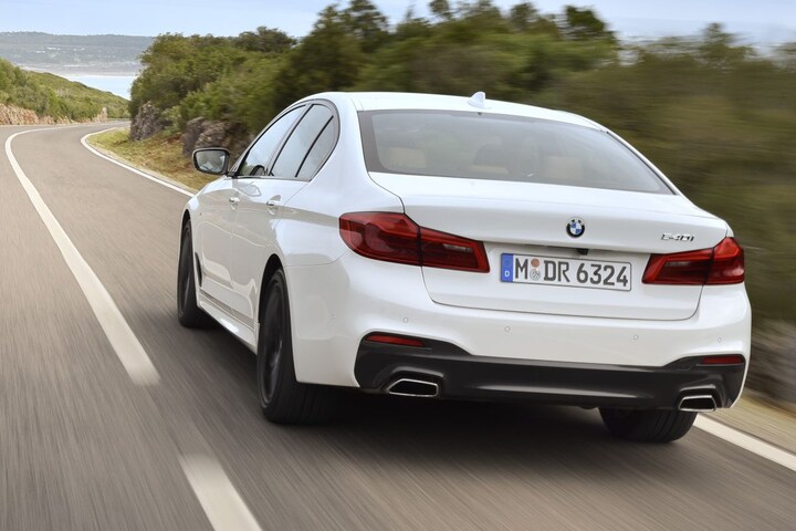 BMW test met 40 autonome auto's - AutoWeek