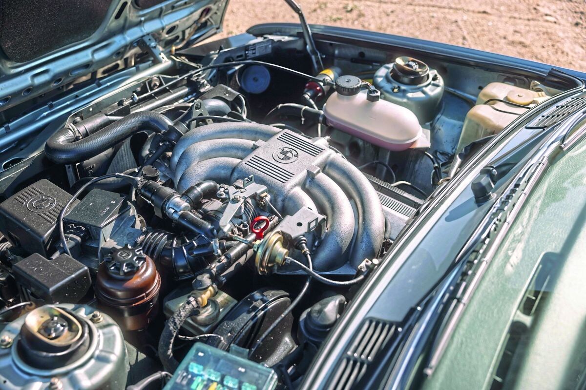 Proefrit BMW 325iX Baur TC - AutoWeek