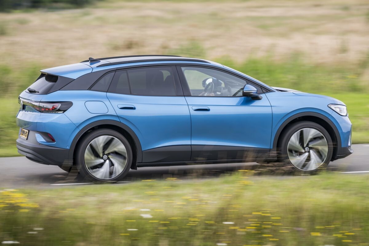 Volkswagen ID4 en ID5: voordeligste versies goedkoper - AutoWeek