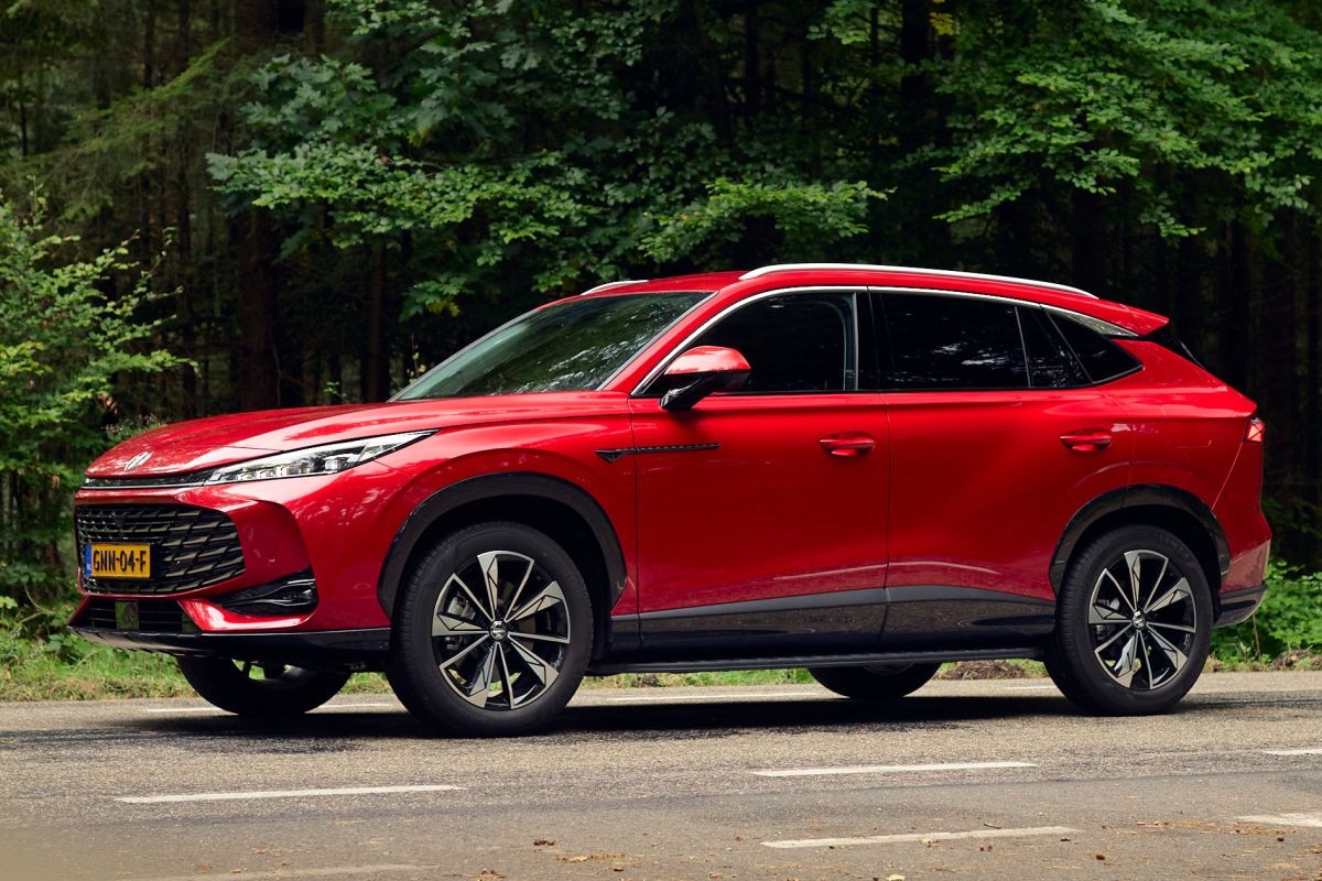 MG HS PHEV Comfort prijs en specificaties - AutoWeek