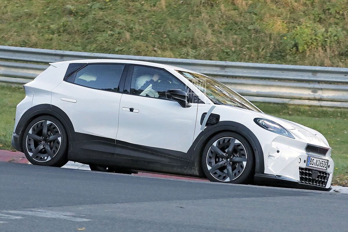 Elektrische Cupra Raval: compacte hatchback bijna plakkerloos