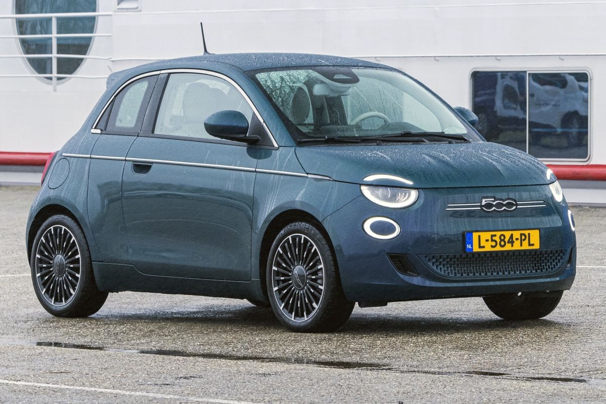 Elektrische Fiat 500e dit jaar goedkoper - AutoWeek