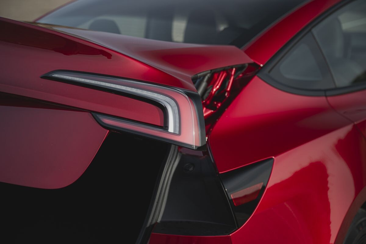 Tesla Model 3 RWD prijs en specificaties - AutoWeek